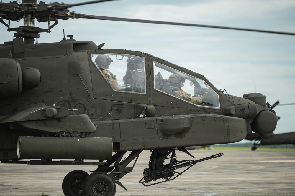 Apache Helicopters Now Fly With Immersive Augmented Reality Tech